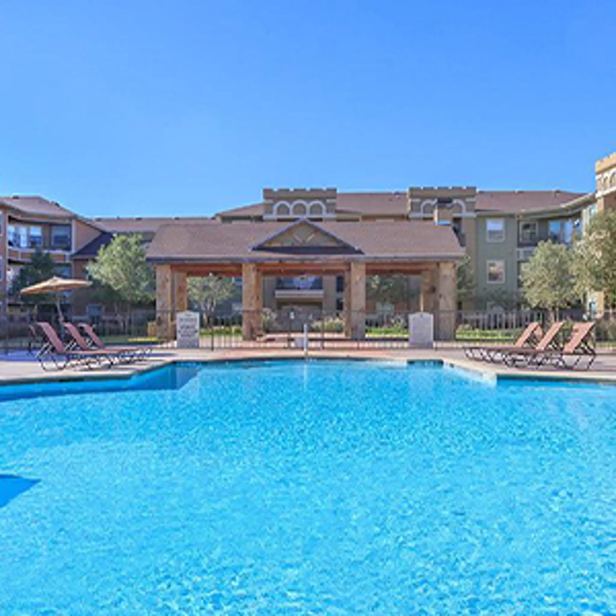 Affordable Senior Apartments Near Dallas | Peachtree Senior