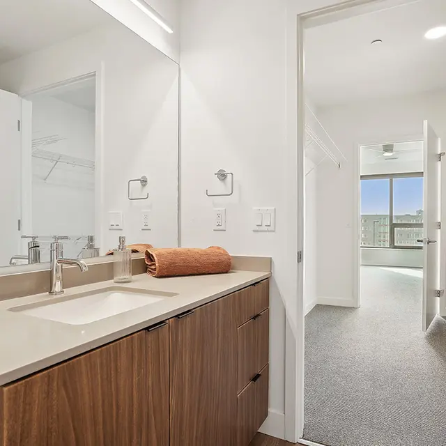 Gallery - The Deveraux Luxury Apartments in Rino