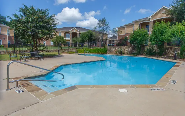 Home | High Meadow Apartments