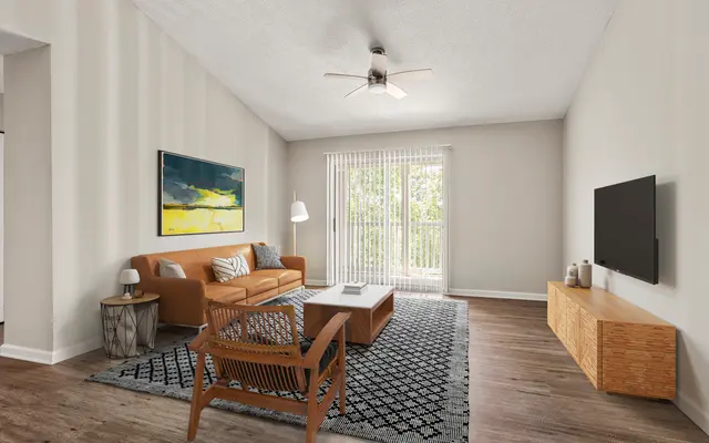 Spacious Apartments in Greenville | Bell Roper Mountain