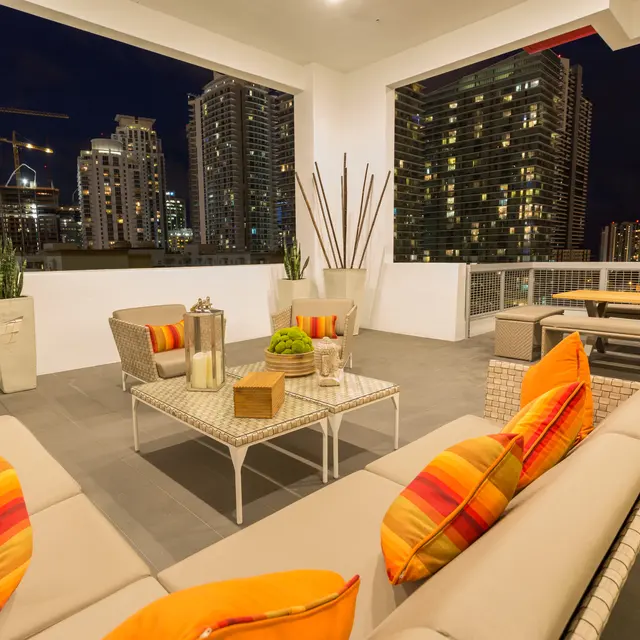 Home | Brickell View