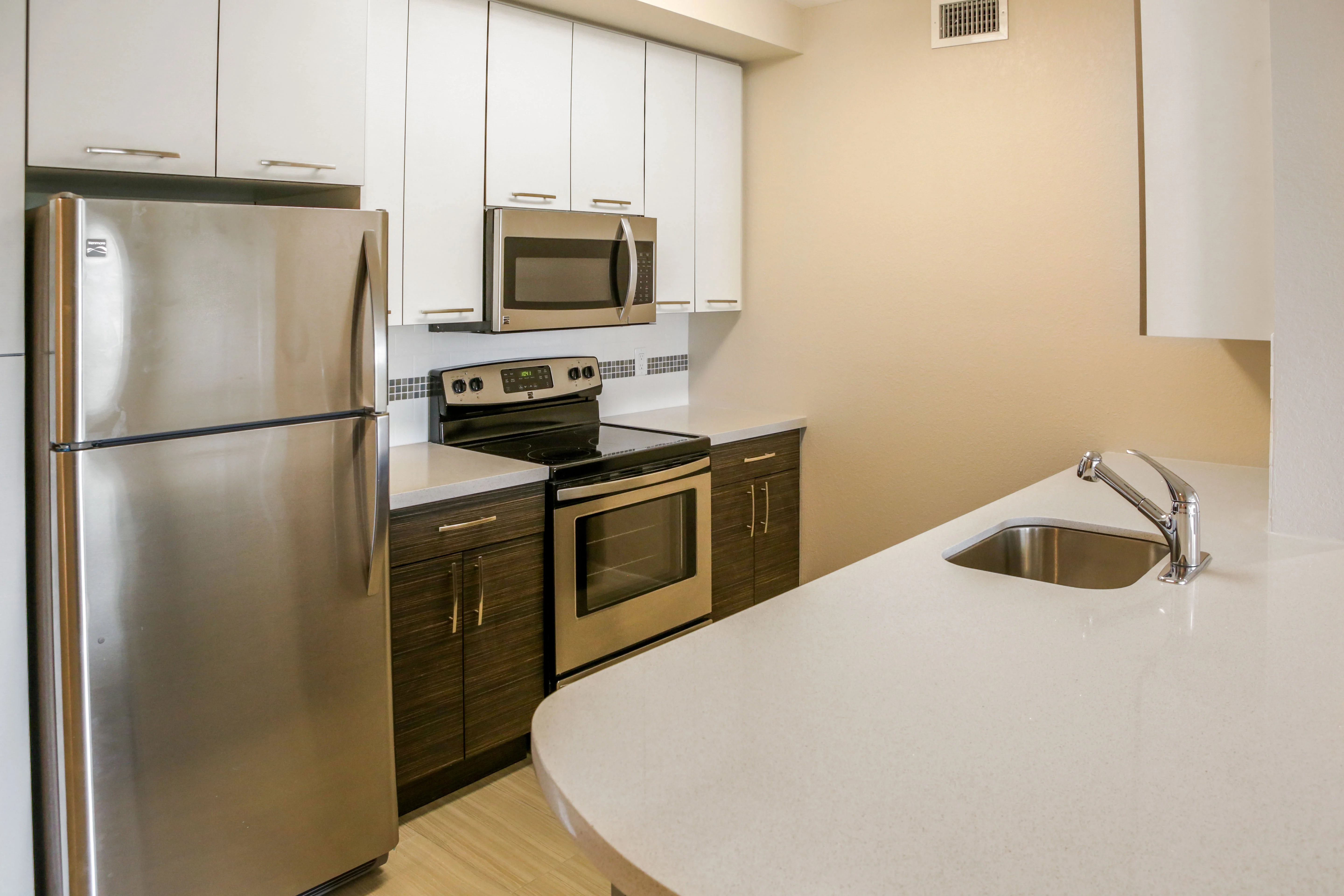 Pinnacle at Tarpon River Apartments | Pinnacle at Tarpon River