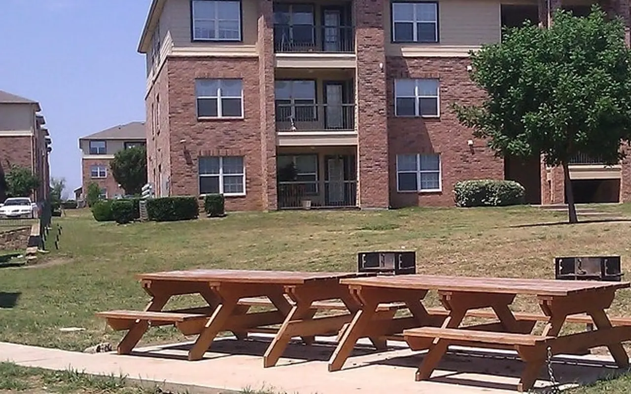 Gallery | Timber Oaks Apartments