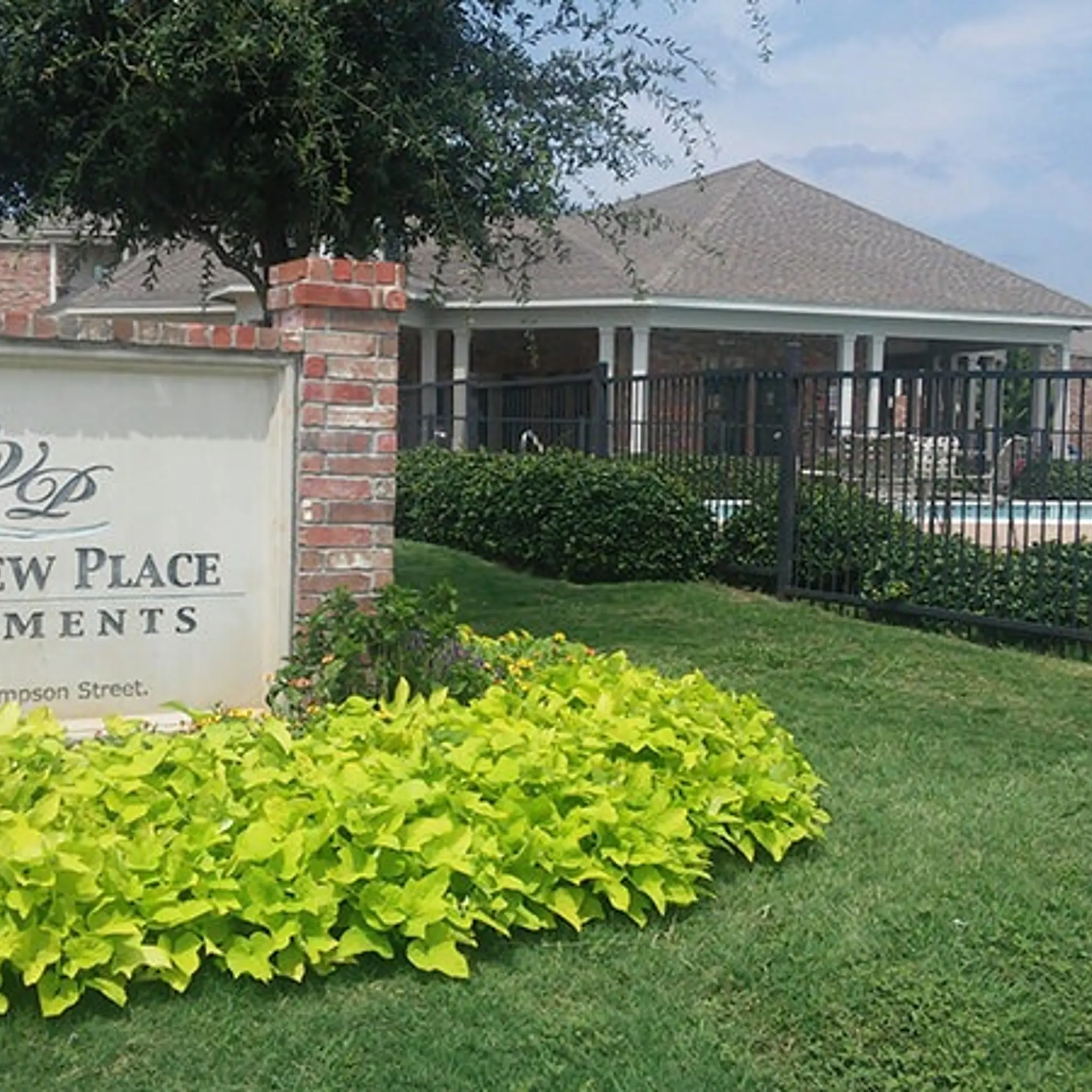 Crestview Place Apartments