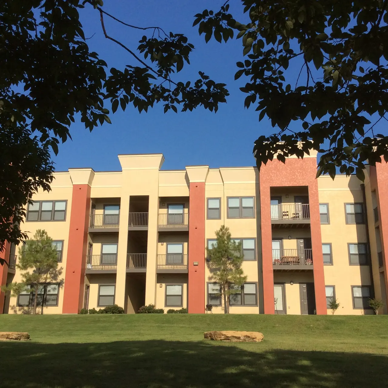 Home | Crown Village at Elm Ridge