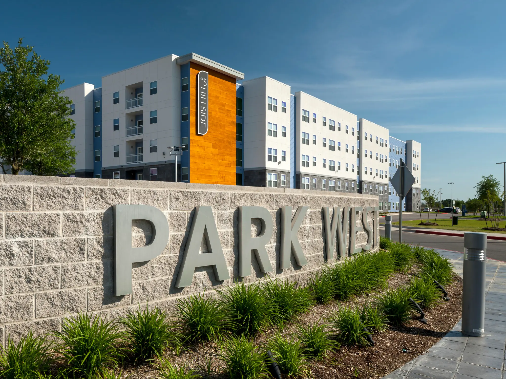 College Station, TX Student Apartments | Park West | Home