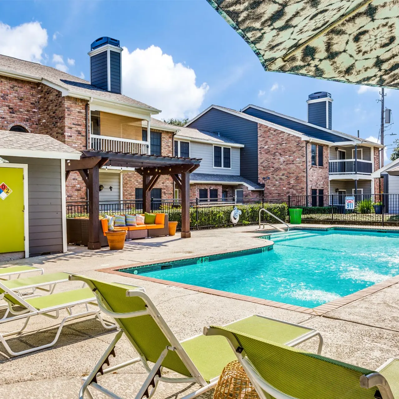 Gallery | Balcones Club Apartments