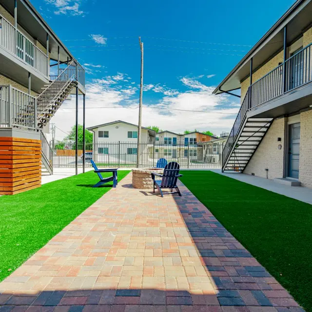 Gallery | Parkside Green at Bishop Ridge