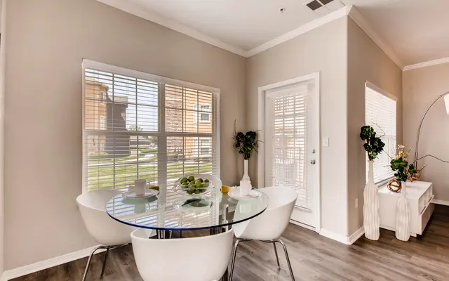 Luxe Apartments in Cherry Creek, CO | Grove at Cherry Creek