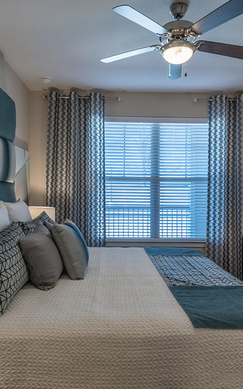 Home | Smart Living Garden Oaks