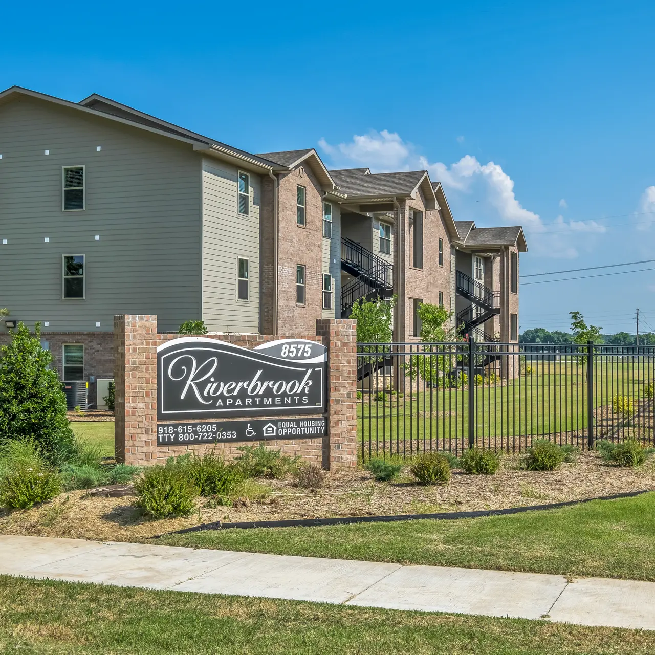 Home | Riverbrook Apartments