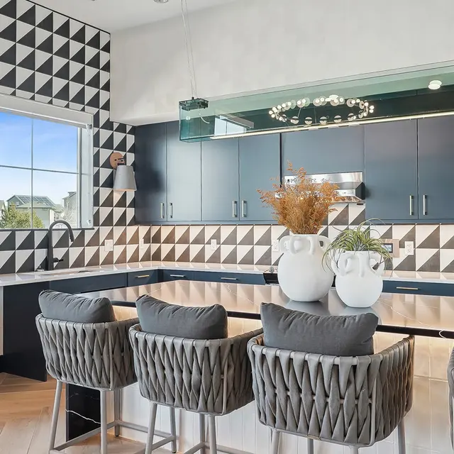 Sabine - Luxury Apartments in Green Valley Ranch