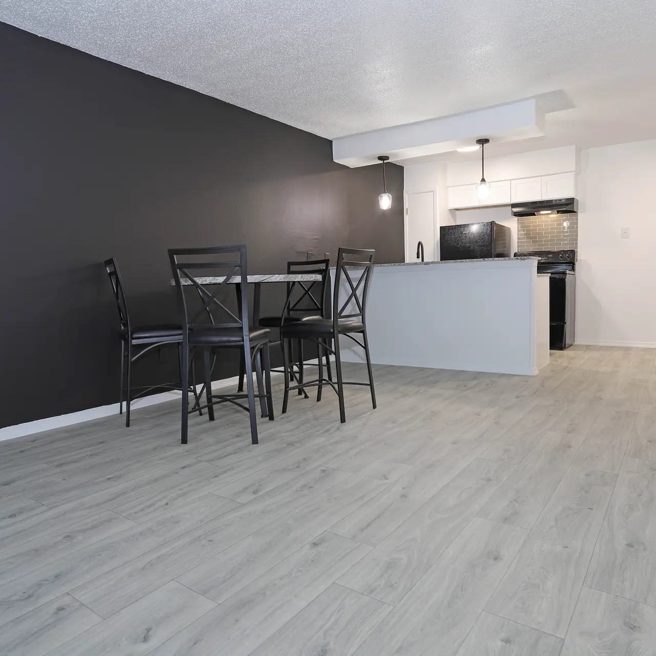 Home | Woodgate Apartments