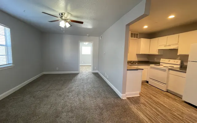 Home | The Ridge and Parkdale Apartments