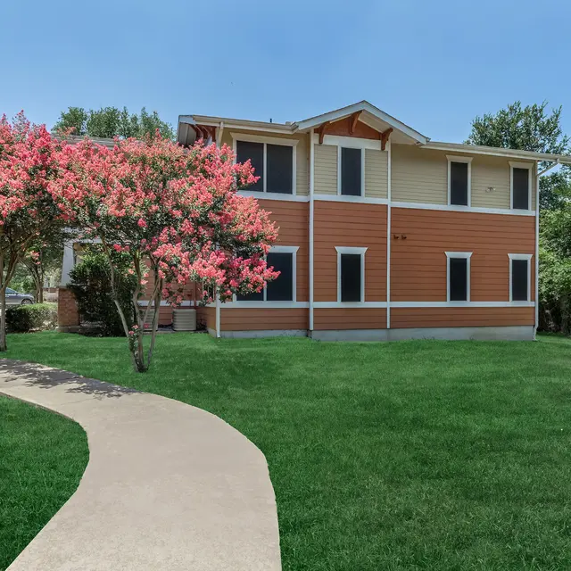 Oltorf Apartments Austin | Gallery | Sotol Riverside