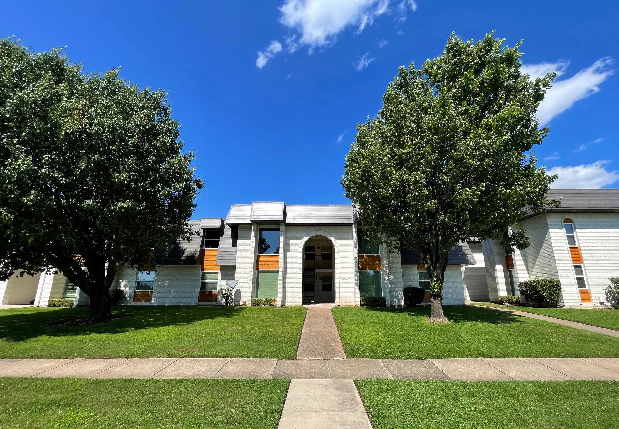 Flats on Youree | A Perfect Place to Call Home