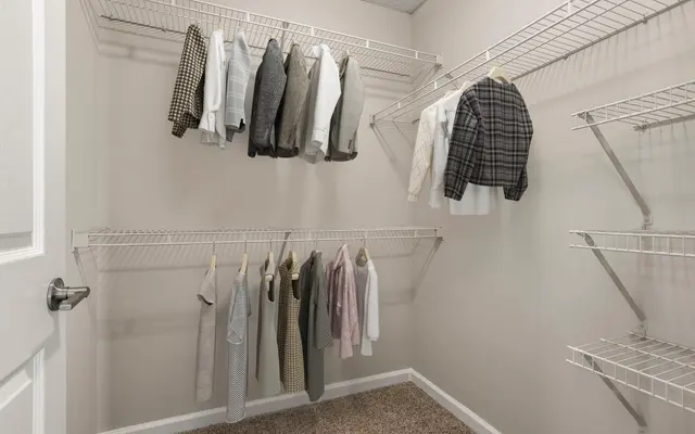 Spacious Apartments in Greenville | Bell Roper Mountain