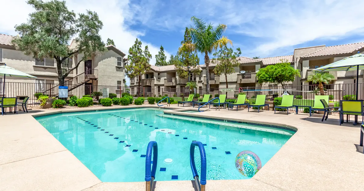 Luxury Apartments in Chandler, Arizona | Lumiere Chandler