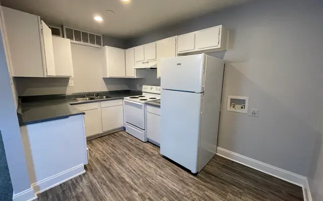 Home | The Ridge and Parkdale Apartments