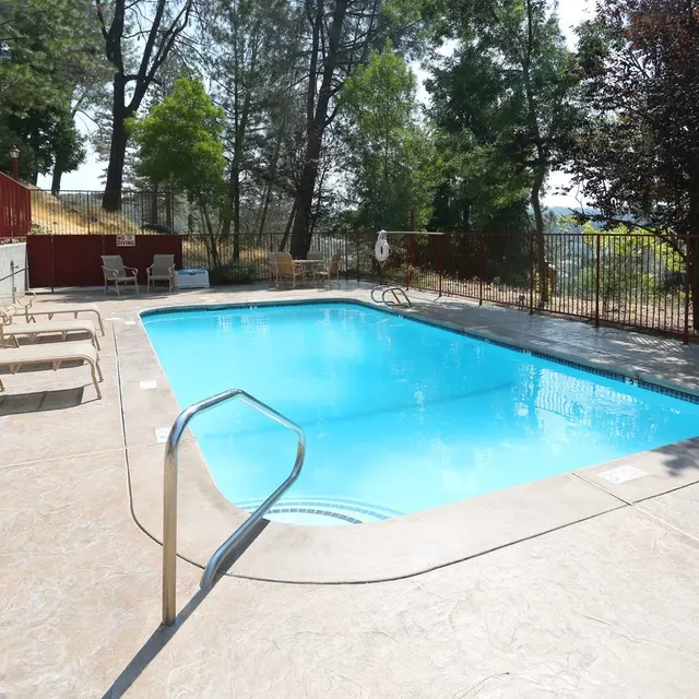 Apartments for Rent in Grass Valley, CA | Berryhill Apartments