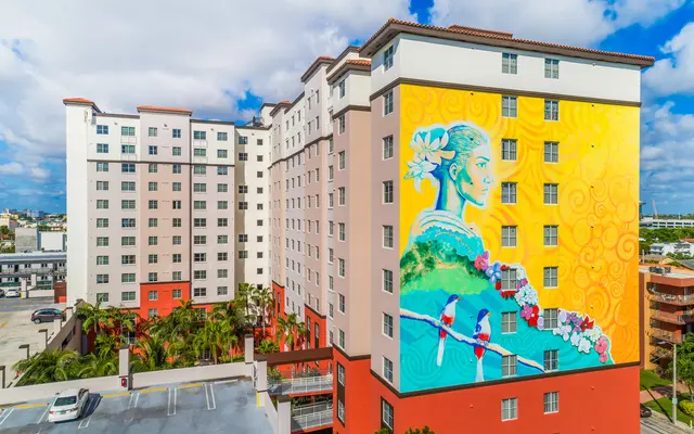 Welcome to Rayos Del Sol Apartments