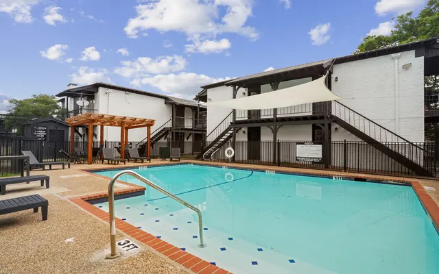 Maravilla Apartment Homes | Modern Living in Dallas, TX